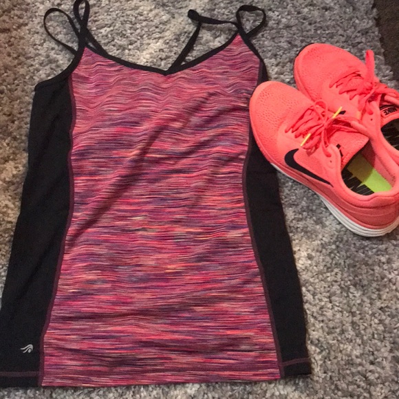 Ideology | Tops | Super Cute Workout Top | Poshmark